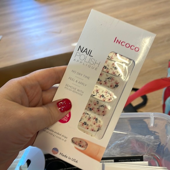 Incoco | Makeup | Incoco Nails New Leaf Pink Floral Incoco Nails ...
